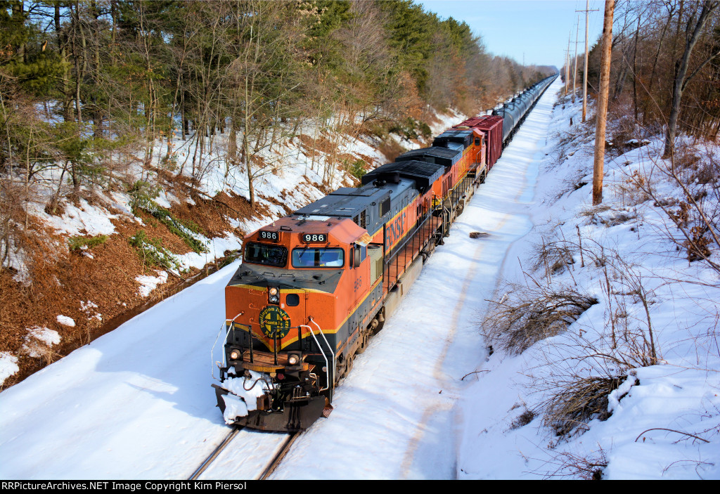 BNSF 986 CSX Train K040-17 Crude Oil Loads